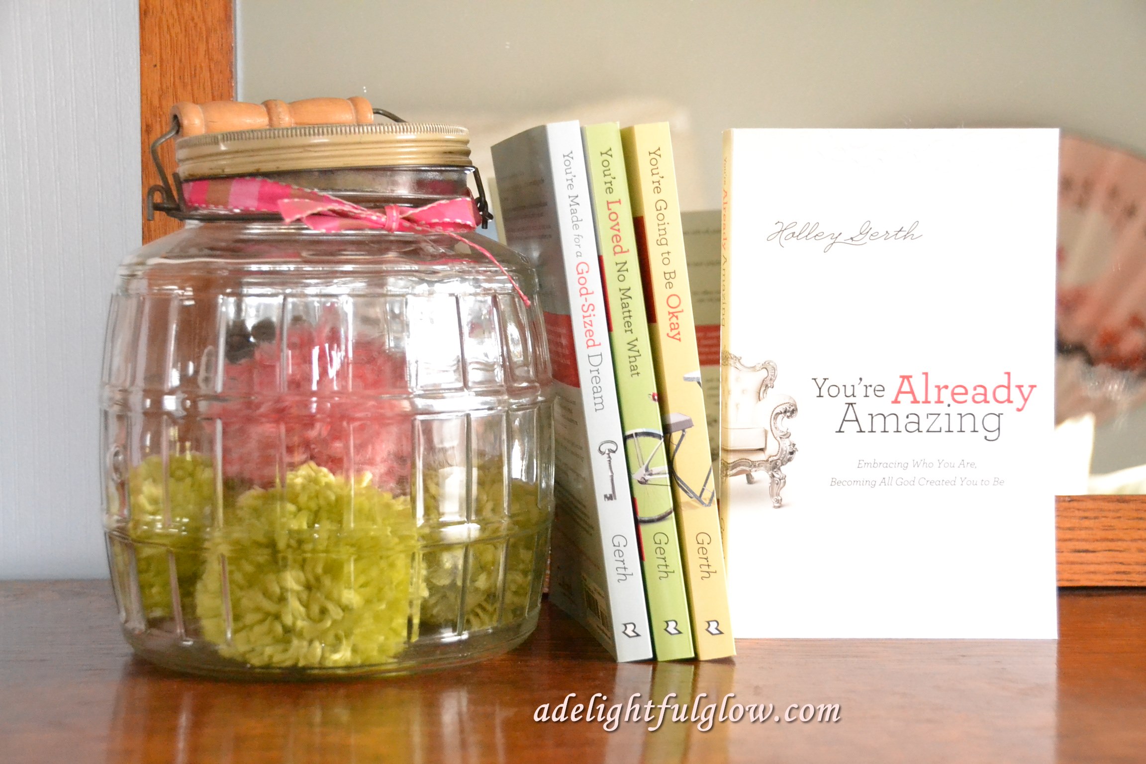 Holley Gerth Set of Books ~ Giveaway ⋆ A Delightful Glow