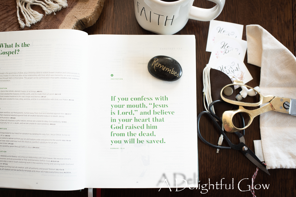 He Reads Truth Bible | A Delightful Glow