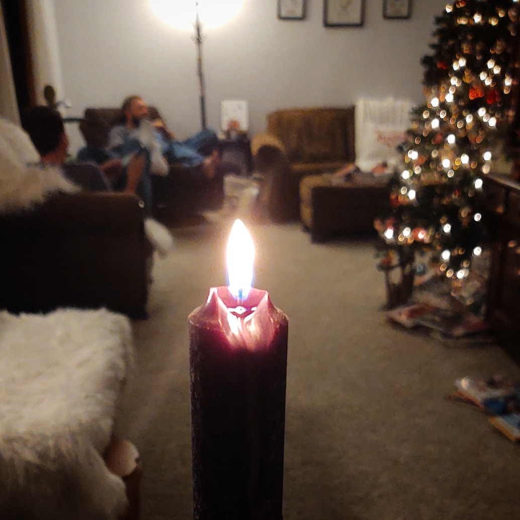 Listen + Light ⋆ A Delightful Glow